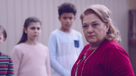 Watch The InBESTigators | Netflix Official Site